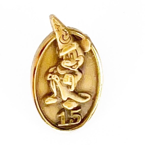 Disney | Jewelry | Disney 5 Year Anniversary Award Cast Member Mickey ...